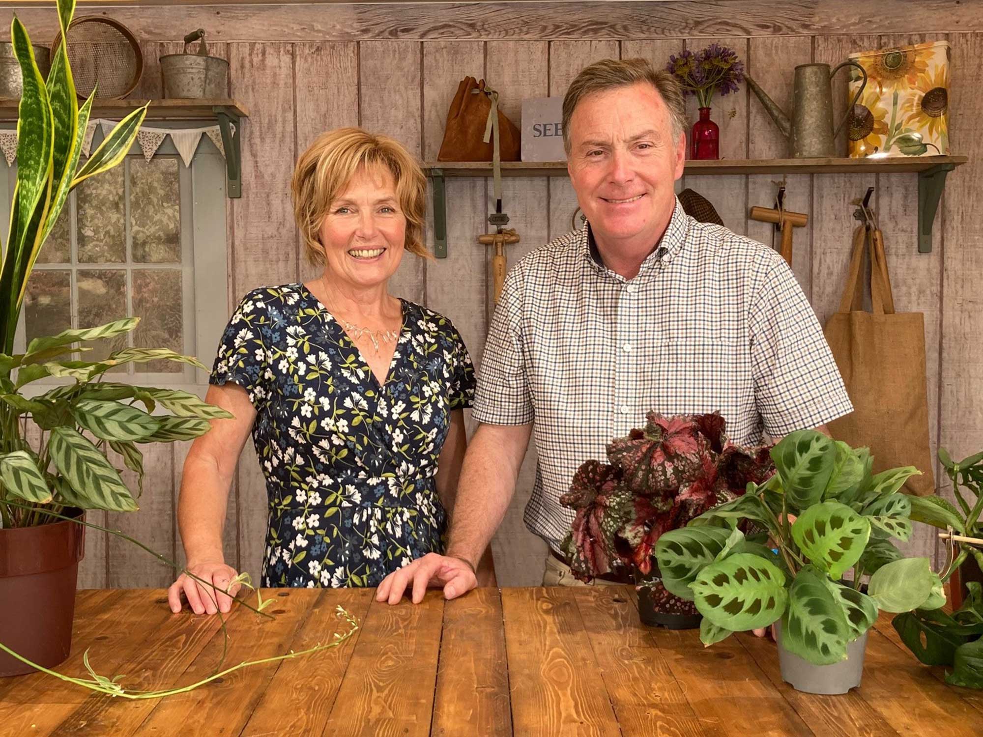 Create a container for the Autumn garden - Martin Fish - simply gardening