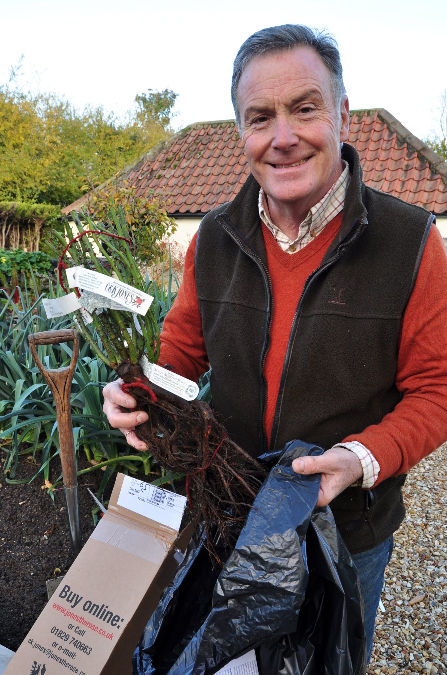 It's all starting in February's garden! - Martin Fish - simply gardening